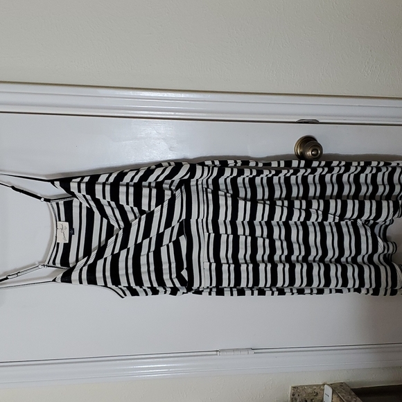 Universal Thread | Dresses | Universal Thread Black Ivory Stripped Faux ...